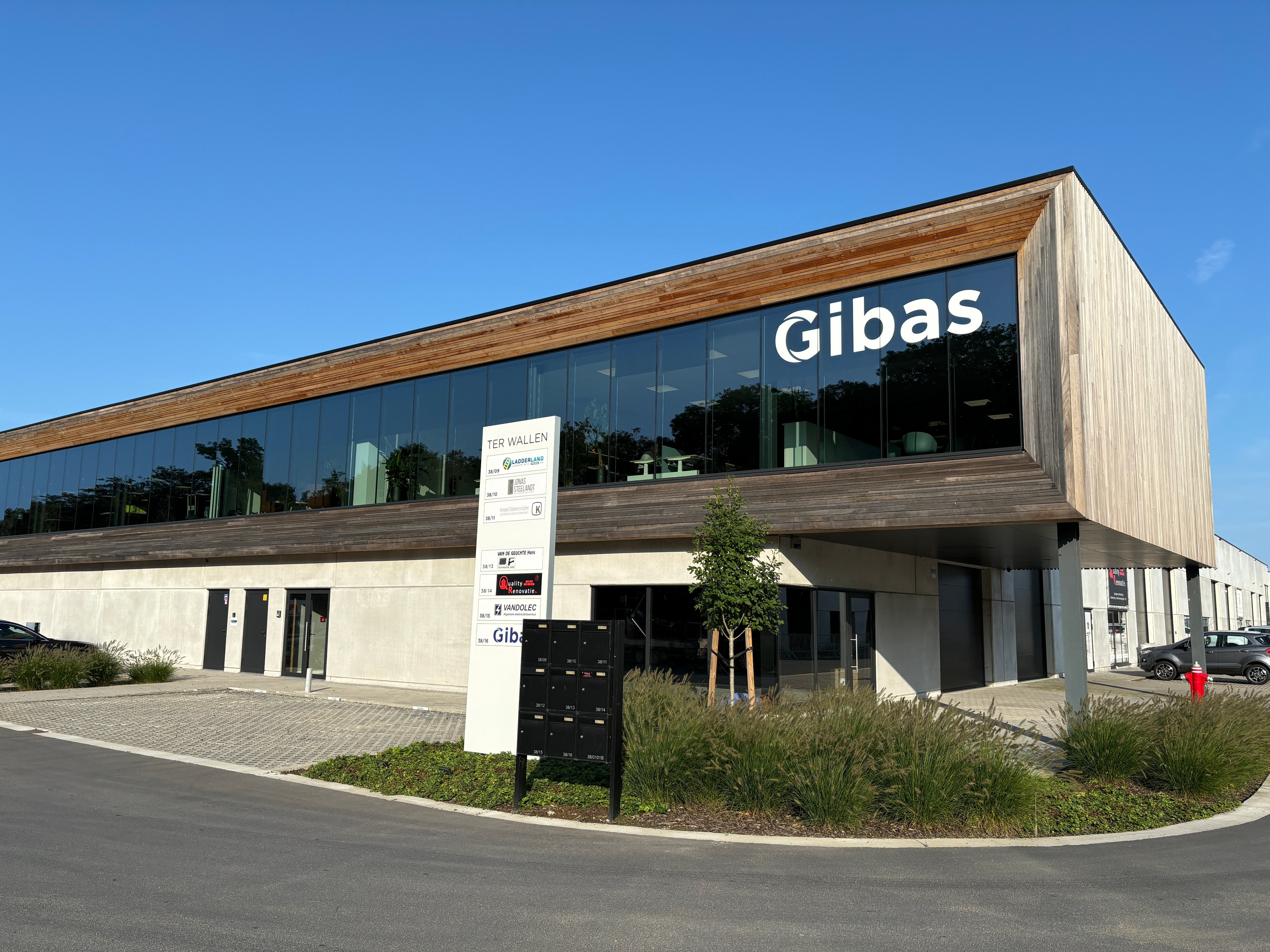 Gibas | Productie optimalisatie, CNC & automatisering